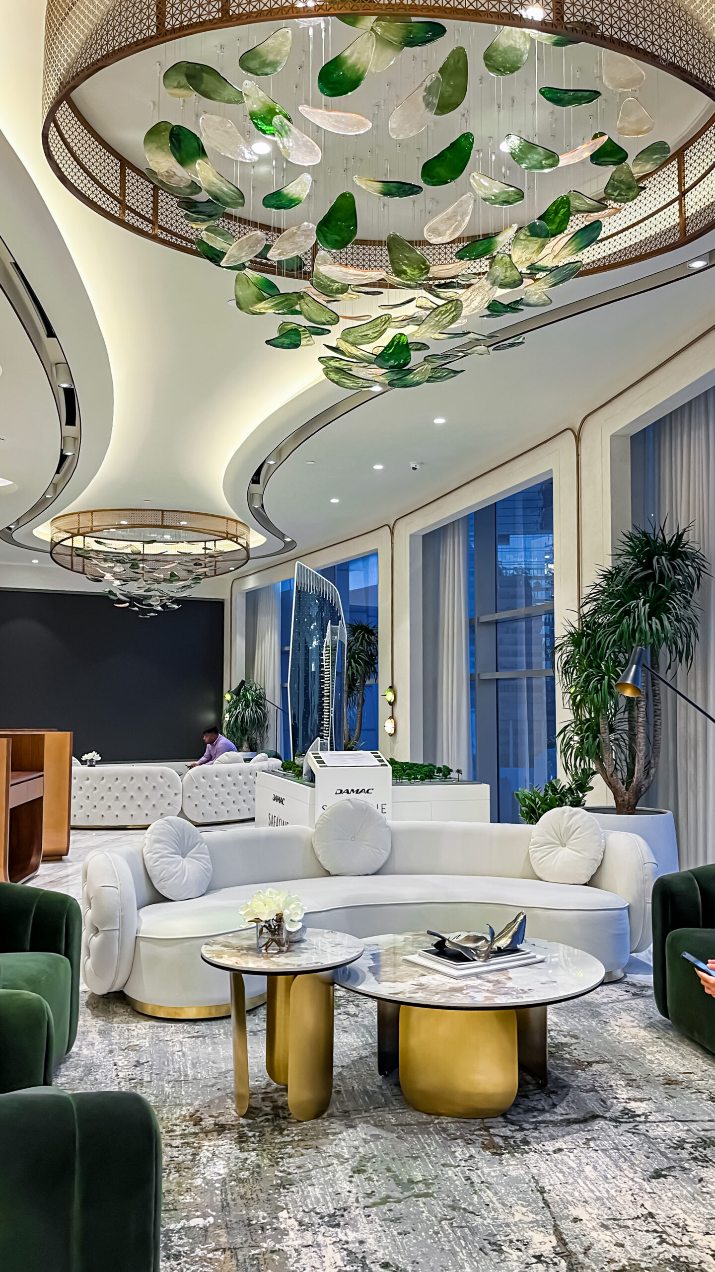 DAMAC PARK TOWER: Elevate Your Luxury Life - Istanbul Lights