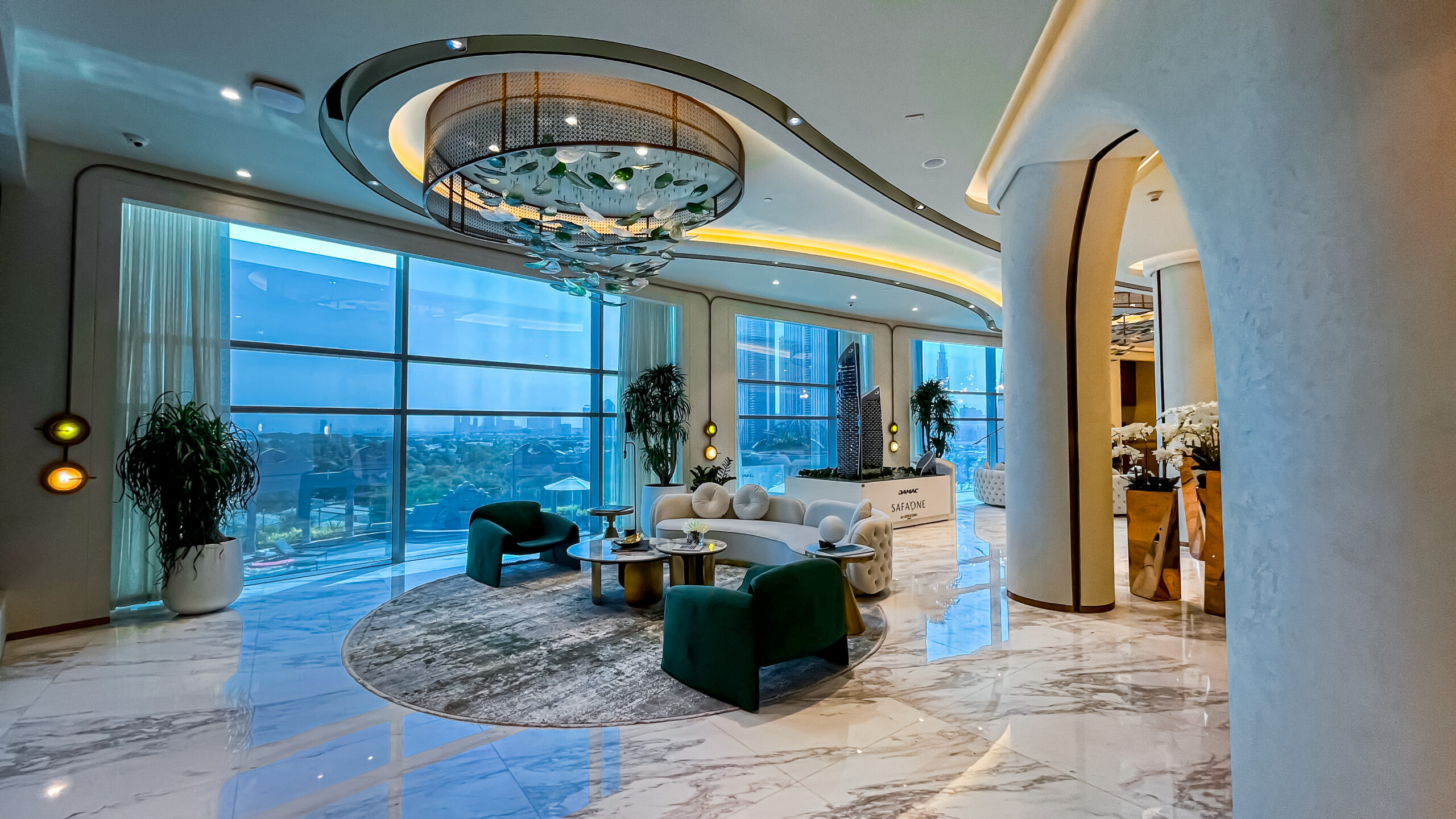 DAMAC PARK TOWER: Elevate Your Luxury Life - Istanbul Lights