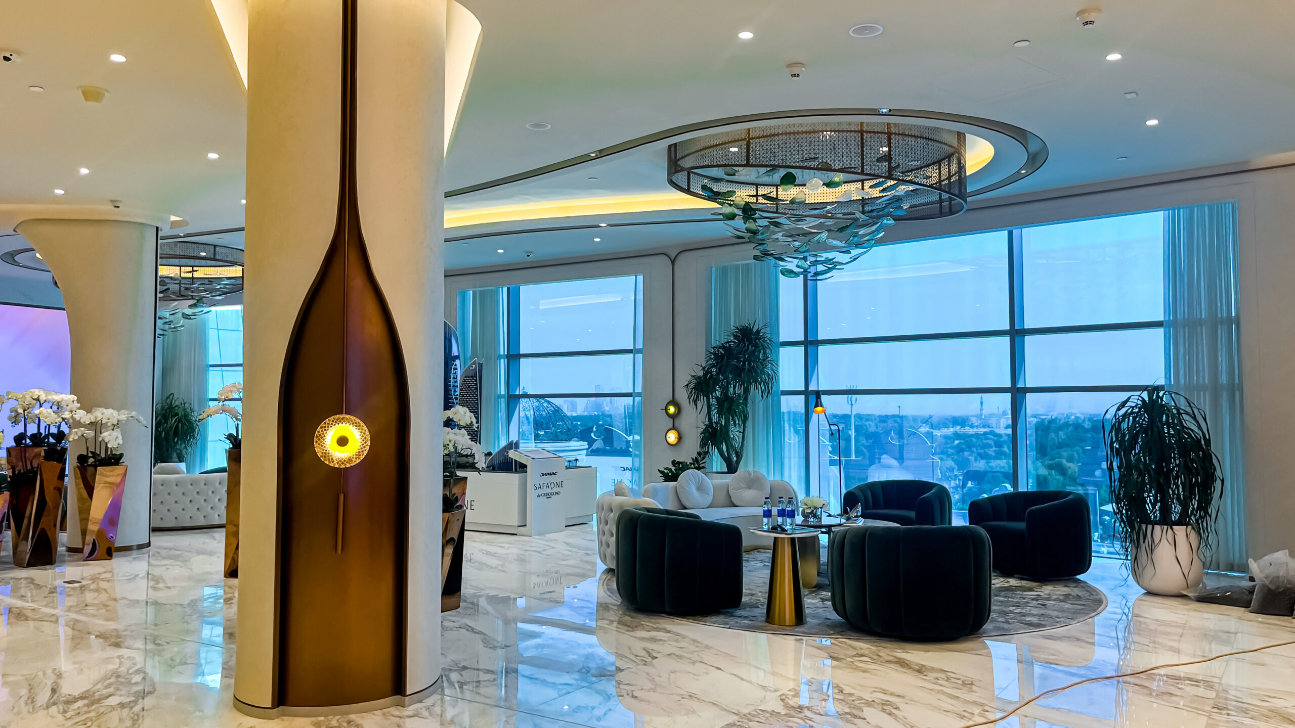 DAMAC PARK TOWER: Elevate Your Luxury Life - Istanbul Lights